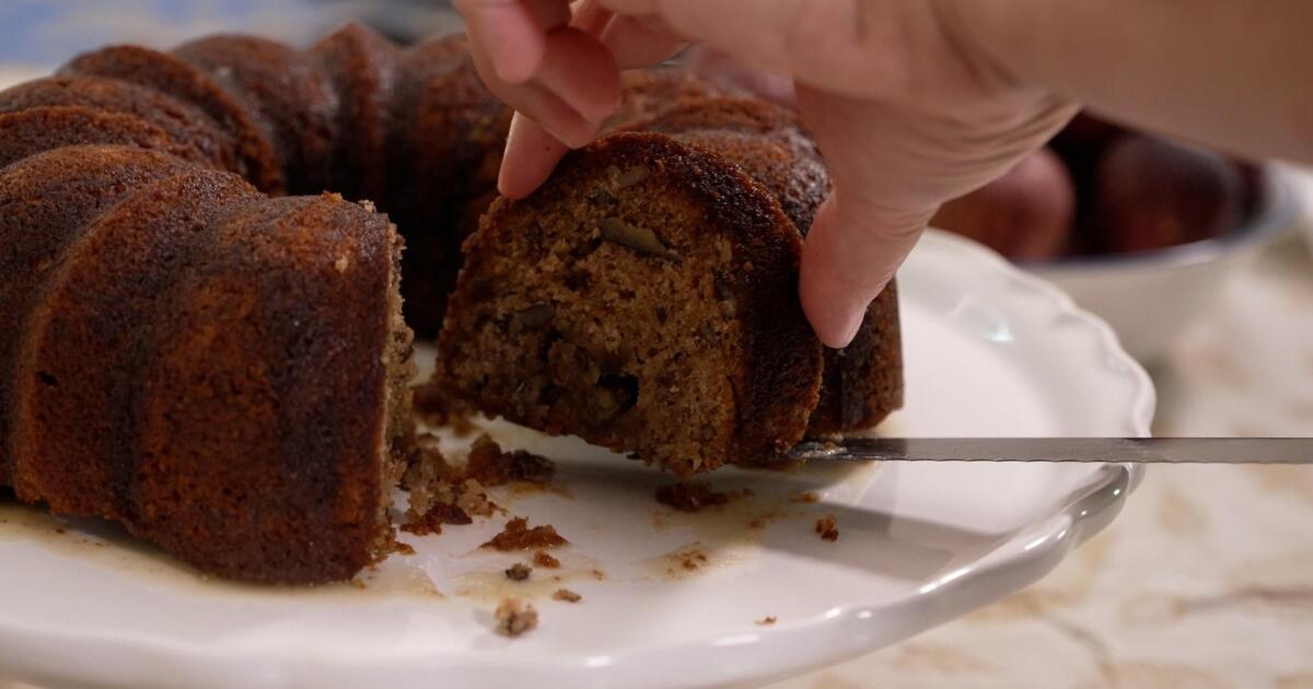 Watch Trudy’s Ocracoke Fig Cake | Cook Along with Trudy Austin | The ...