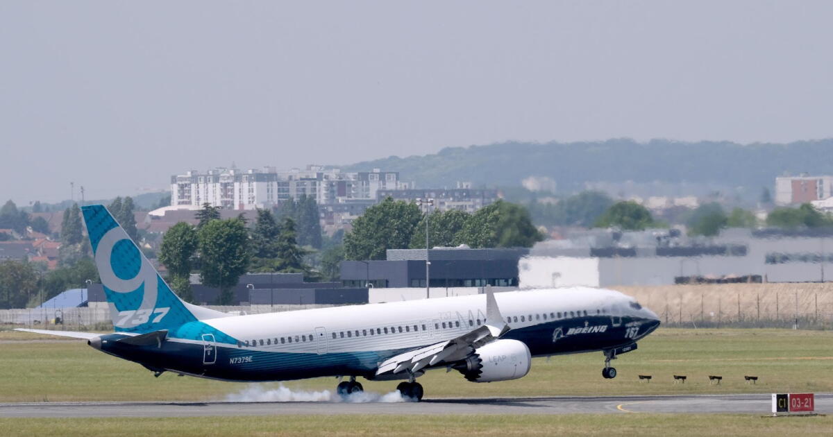 Watch Grounding of 737 Max 9 jets another black eye for Boeing | PBS ...