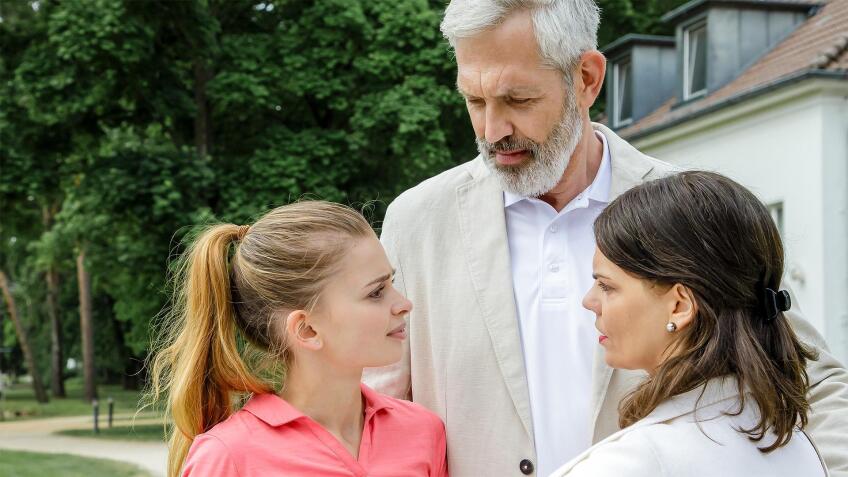 Watch Boat Trip | Partners In Crime: Potsdam Homicide Season 2 | PBS SoCal