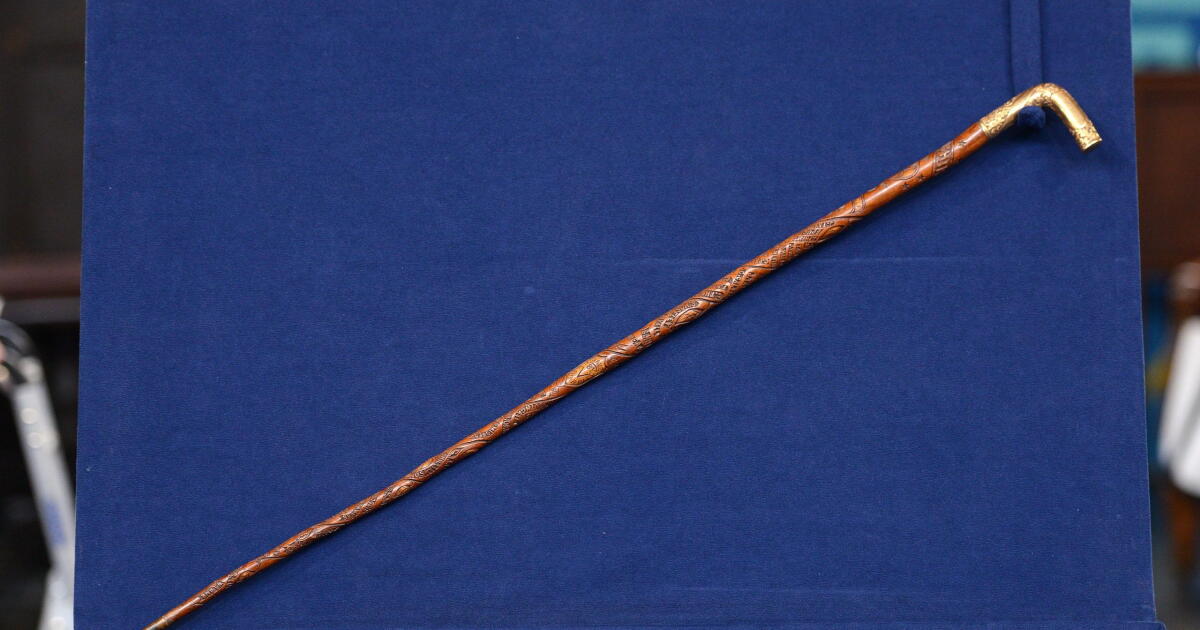 Watch Appraisal: 1881 Colonel William Lamb Presentation Cane | Antiques ...