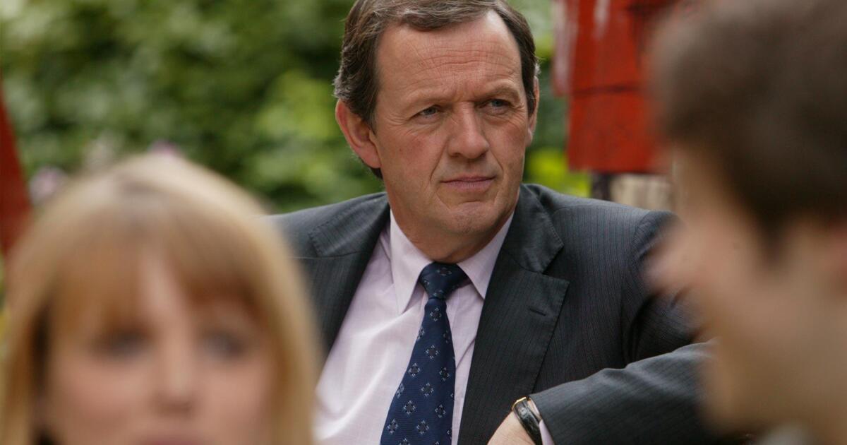 Watch The Quality of Mercy | Inspector Lewis Season 2 | PBS SoCal